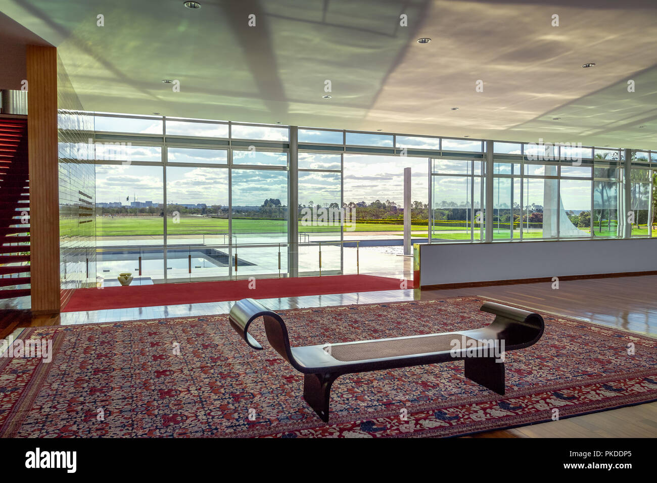 Palácio da alvorada brasilia hi-res stock photography and images - Alamy