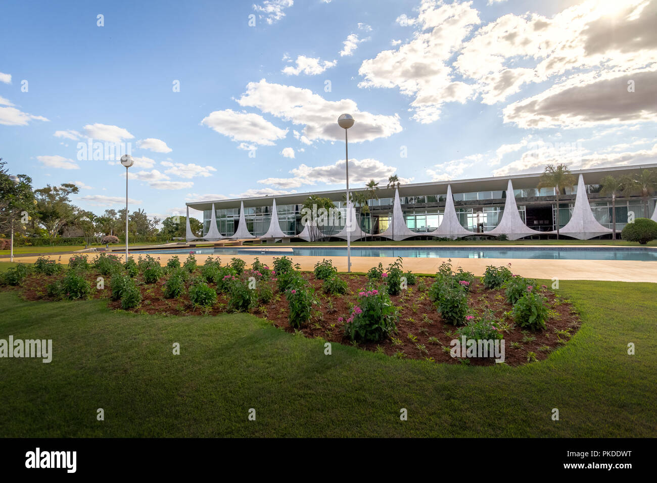 Garden swimming pool hi-res stock photography and images - Alamy