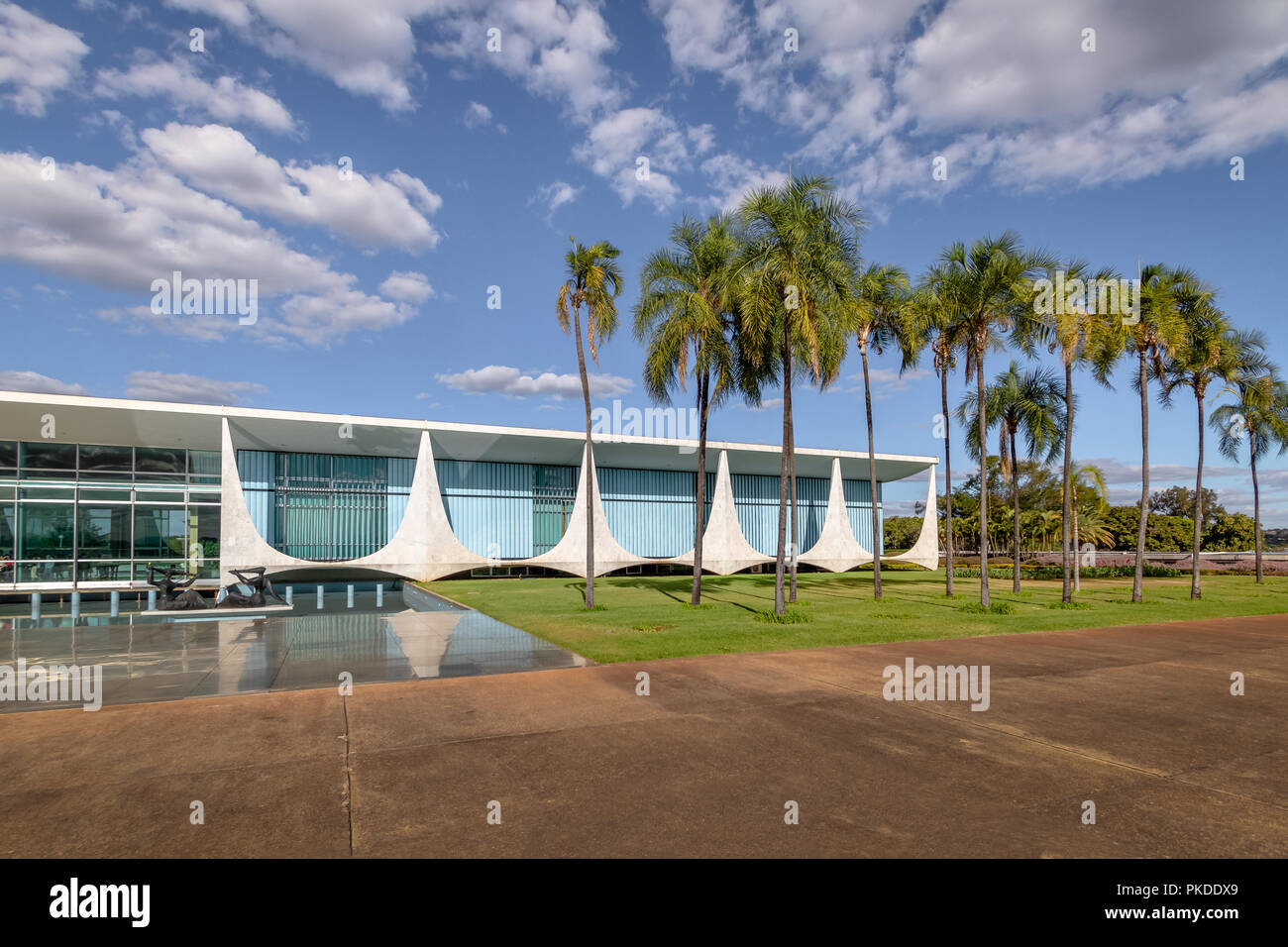 Alvorada Palace, official residence of President of Brazil - Brasilia ...