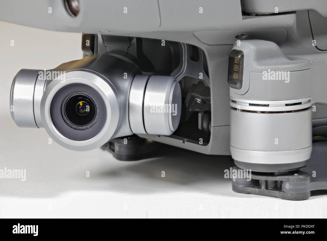 Mavic pro 2 zoom hi-res stock photography and images - Alamy