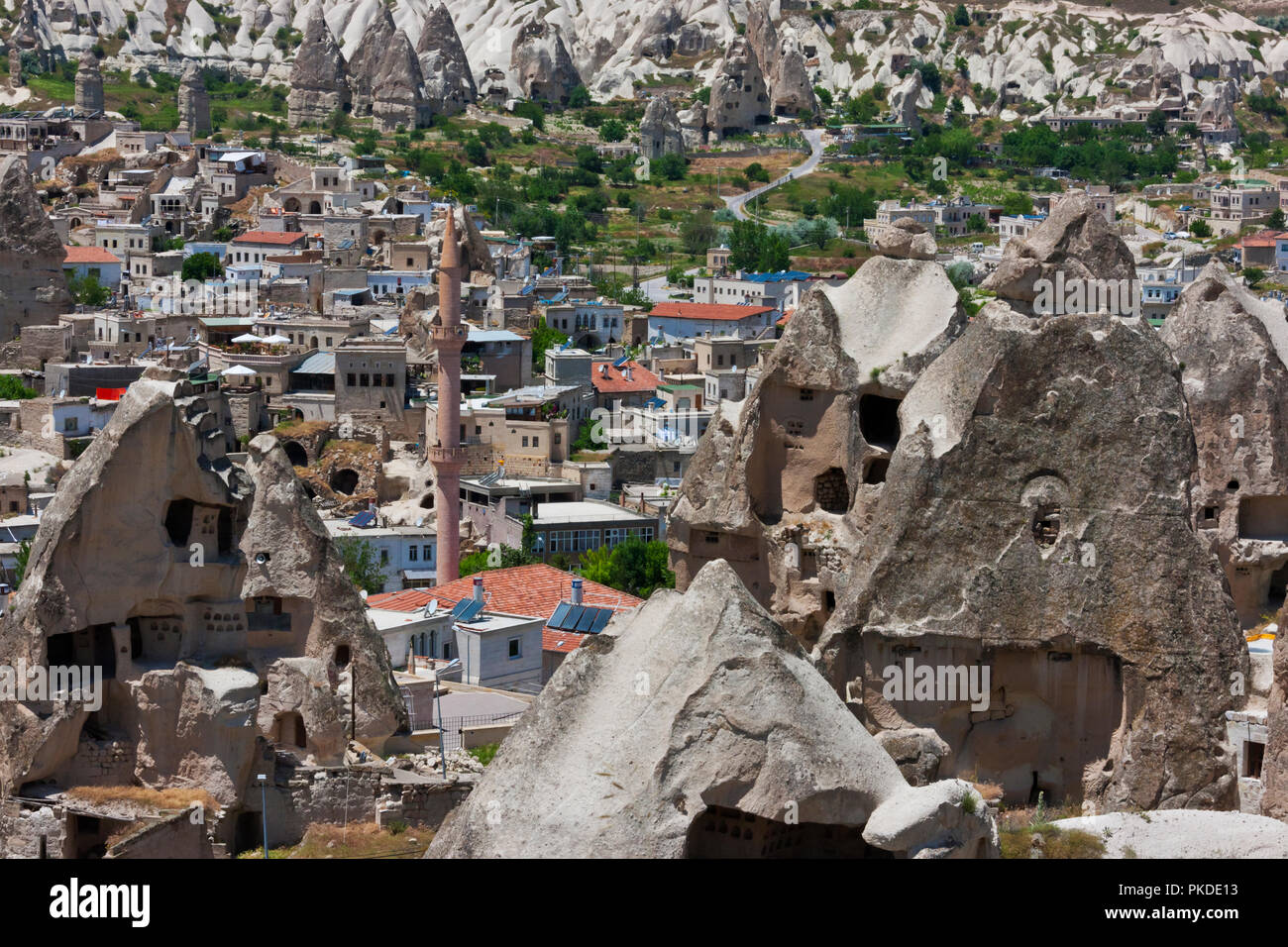 Houses carved into rock hi-res stock photography and images - Alamy