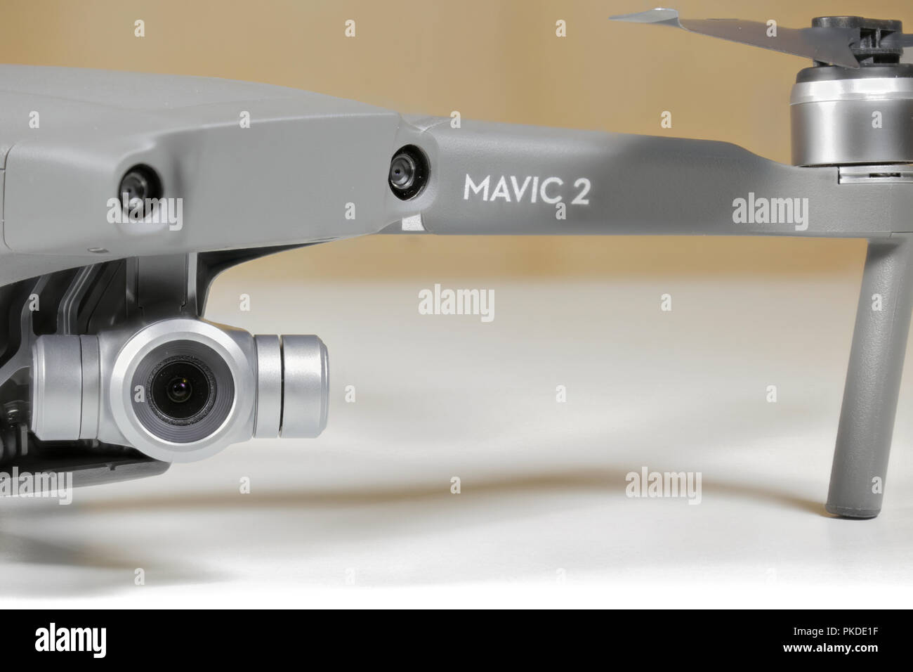Mavic pro 2 zoom hi-res stock photography and images - Alamy