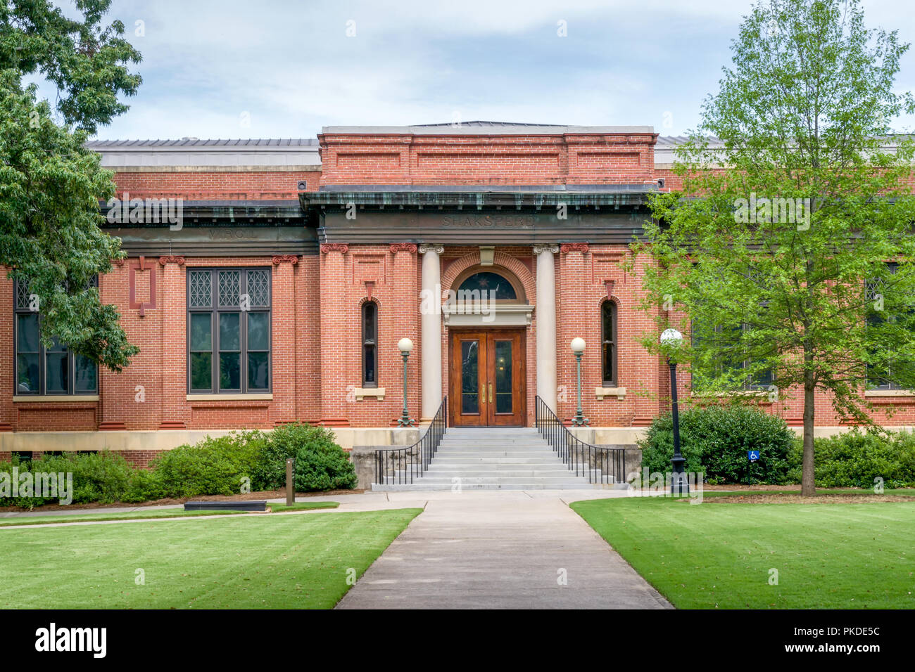 ATHENS, GA/USA JUNE 5, 2018: College banner and emblem on the campus of ...