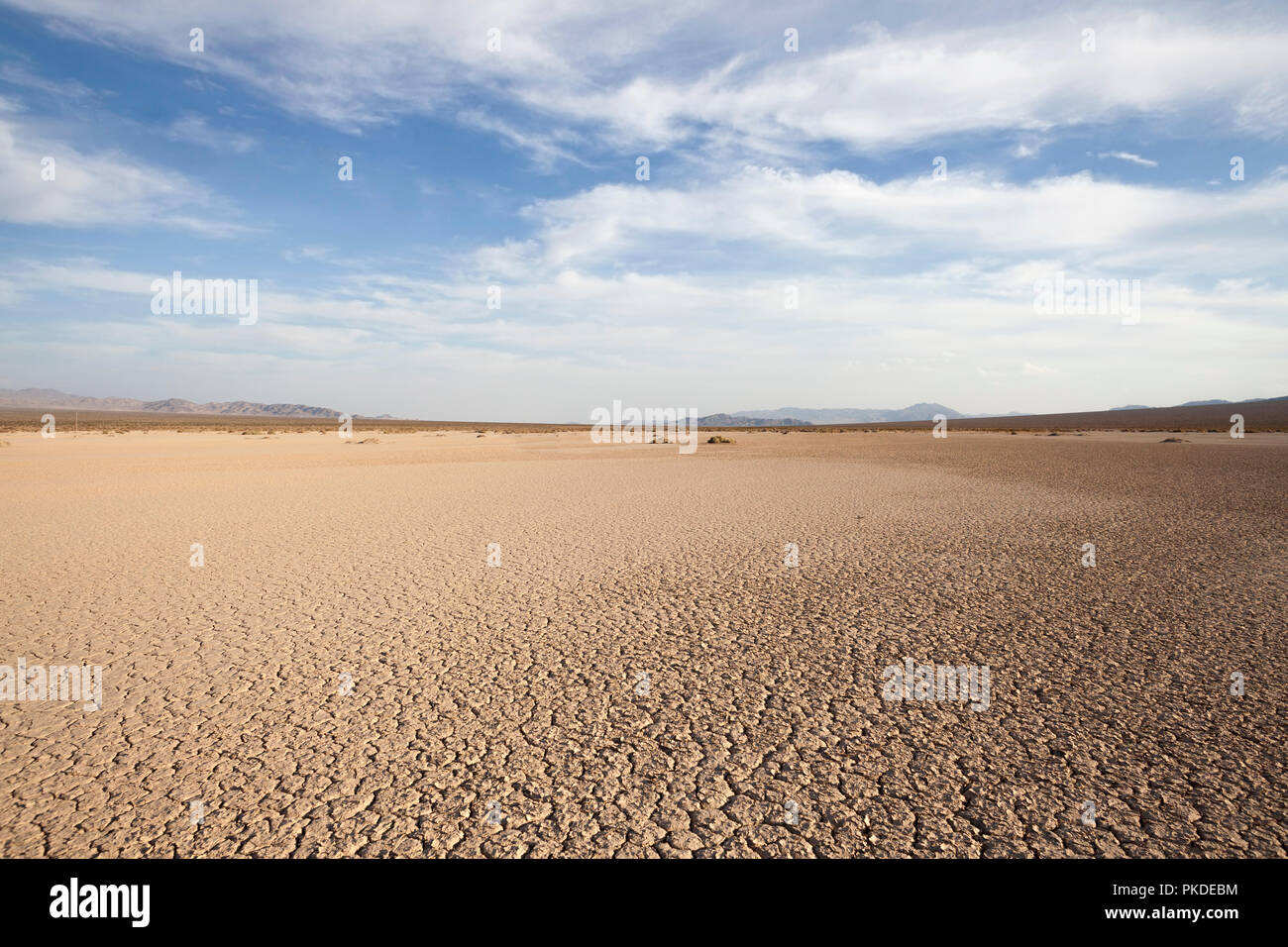 Dry lake between Baker and Death Valley in California's Mojave desert ...