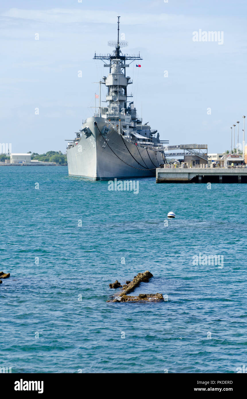 Us navy ship hi-res stock photography and images - Alamy