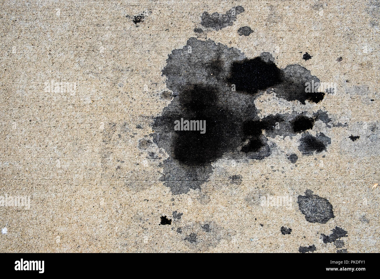 Motor oil stains hi-res stock photography and images - Alamy