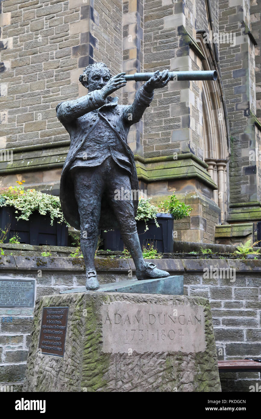 Statue of Admiral Adam Duncan outside St Paul's Cathedral on the High ...