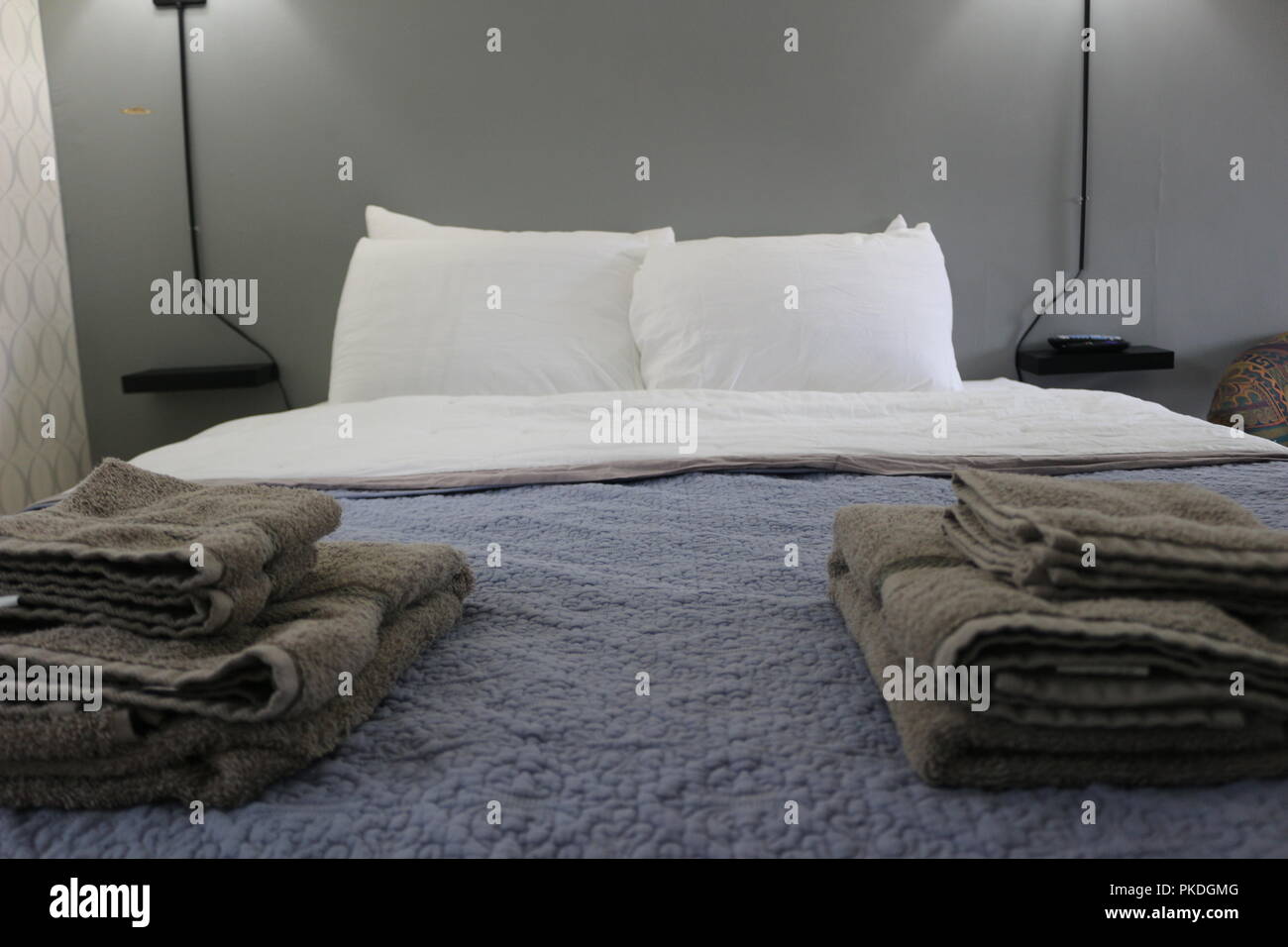 Student accomodation bedroom hi-res stock photography and images - Alamy