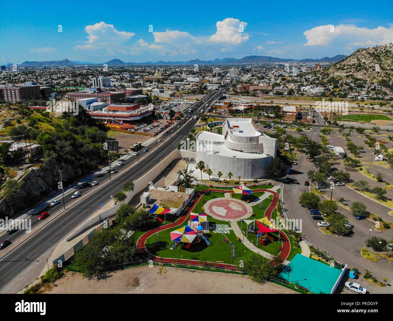 Museo de Arte de Sonora, MUSAS. Parque recreativo. Paisaje urbano ...