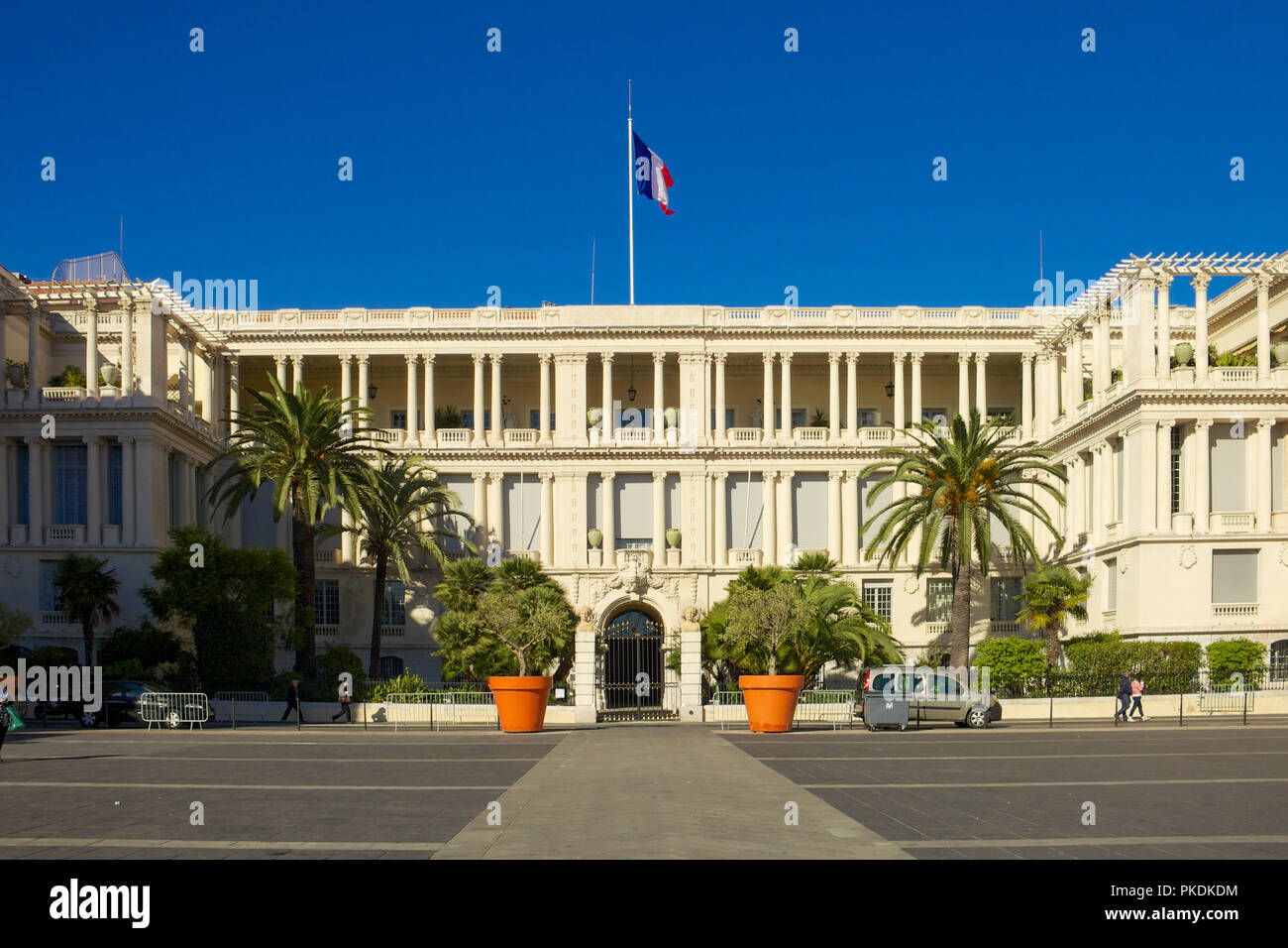 La prefecture de police building hi-res stock photography and images ...