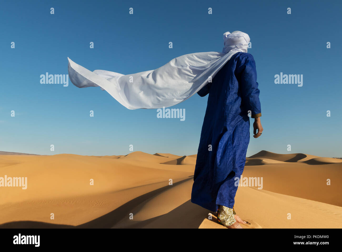 Moroccan man dressed in traditional hi-res stock photography and images ...