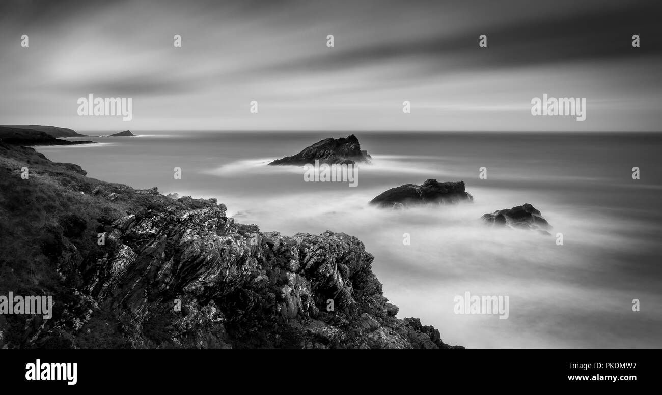 Trio of rocks, Pentire Point, Cornwall Stock Photo - Alamy