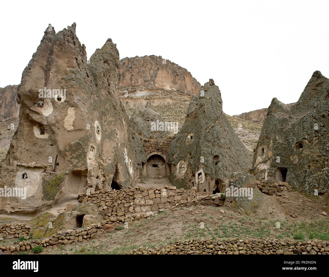 Rupestrian churches of the Soganli Valley. Church of Buckle, Church of ...