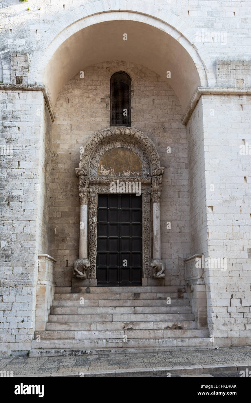 Ancient Basilica of San Nicola, Bari Stock Photo - Alamy