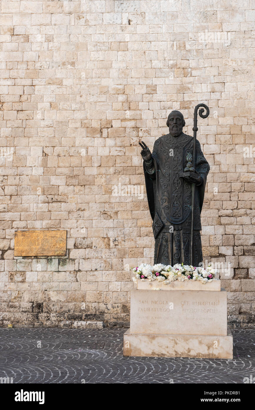 Ancient Basilica of San Nicola, Bari Stock Photo - Alamy