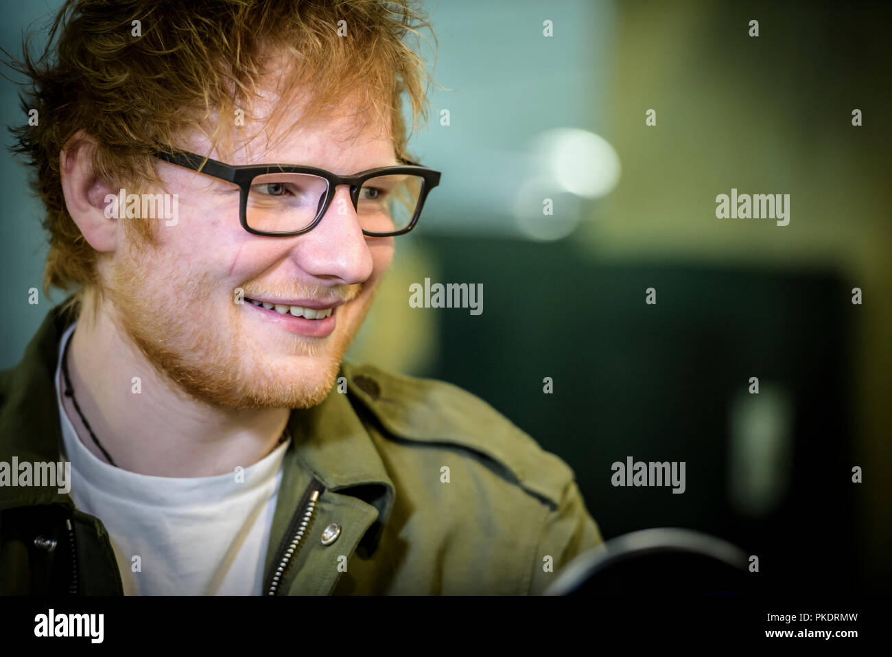 Ed sheeran hi-res stock photography and images - Alamy