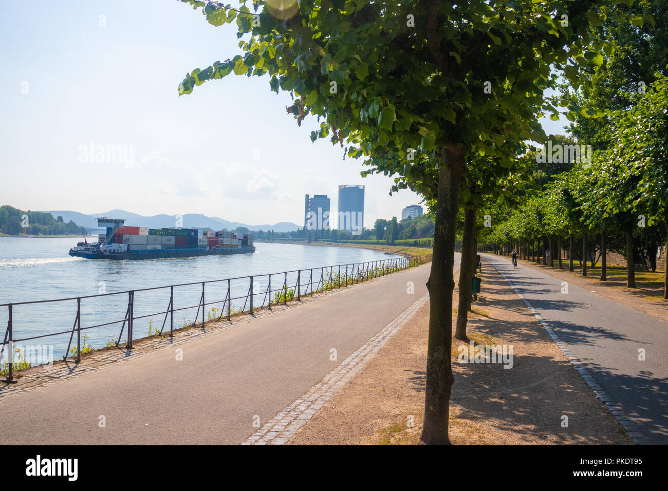 Rhine cycling route hi-res stock photography and images - Alamy