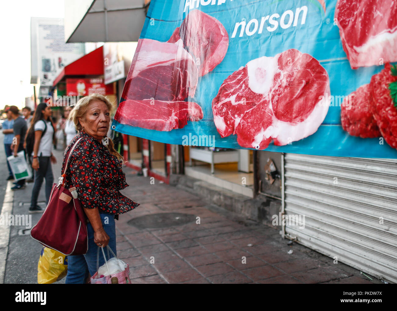 Vida cotidiana en el centro historico de Hermosillo, Sonora, Mexico ...