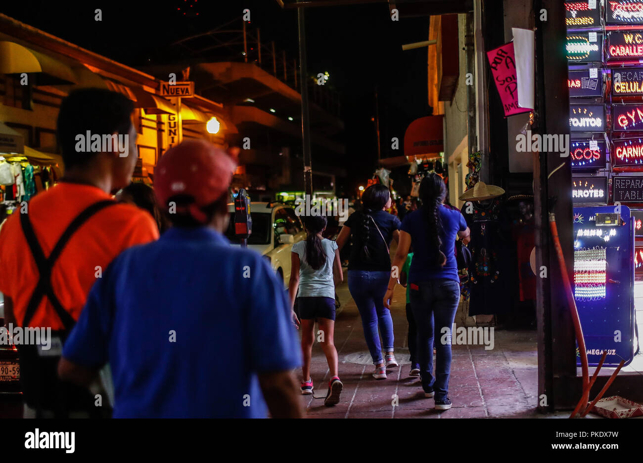 Vida cotidiana en el centro historico de Hermosillo, Sonora, Mexico ...