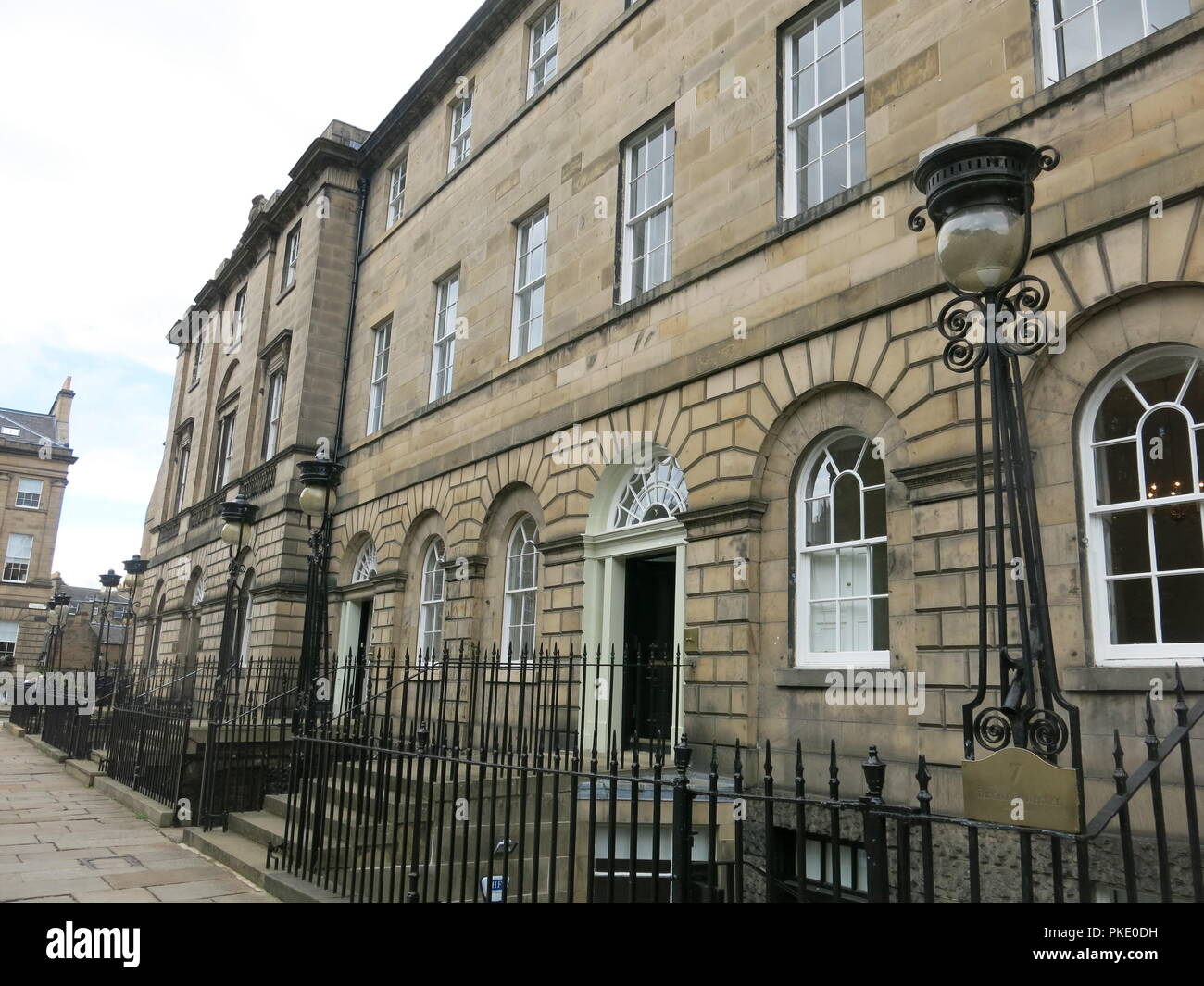 The neo-classical, palace-style architecture of Charlotte Square ...
