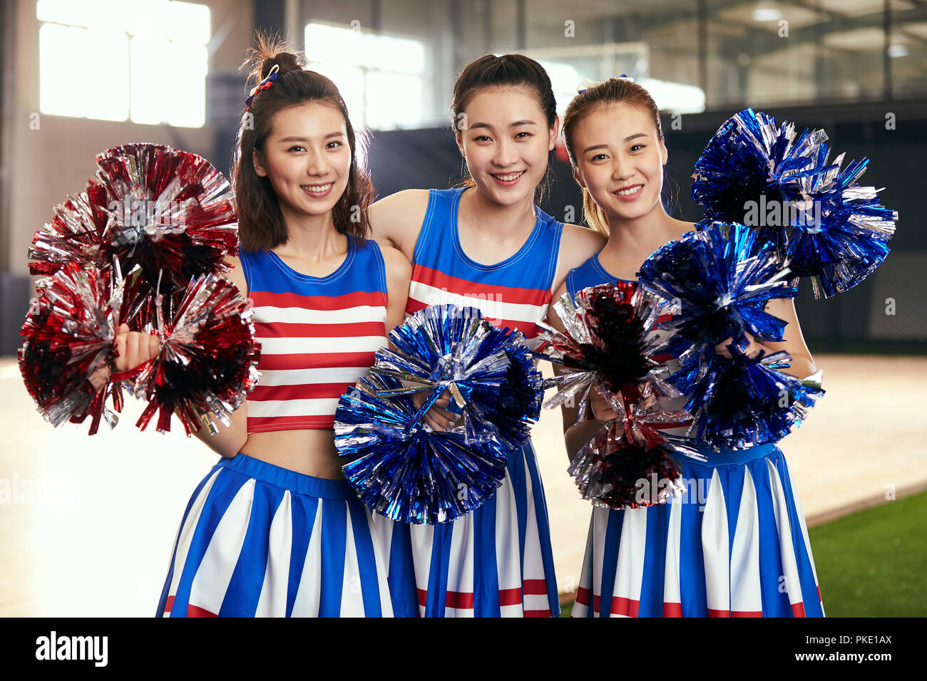 Female chinese fan holding hi-res stock photography and images - Alamy