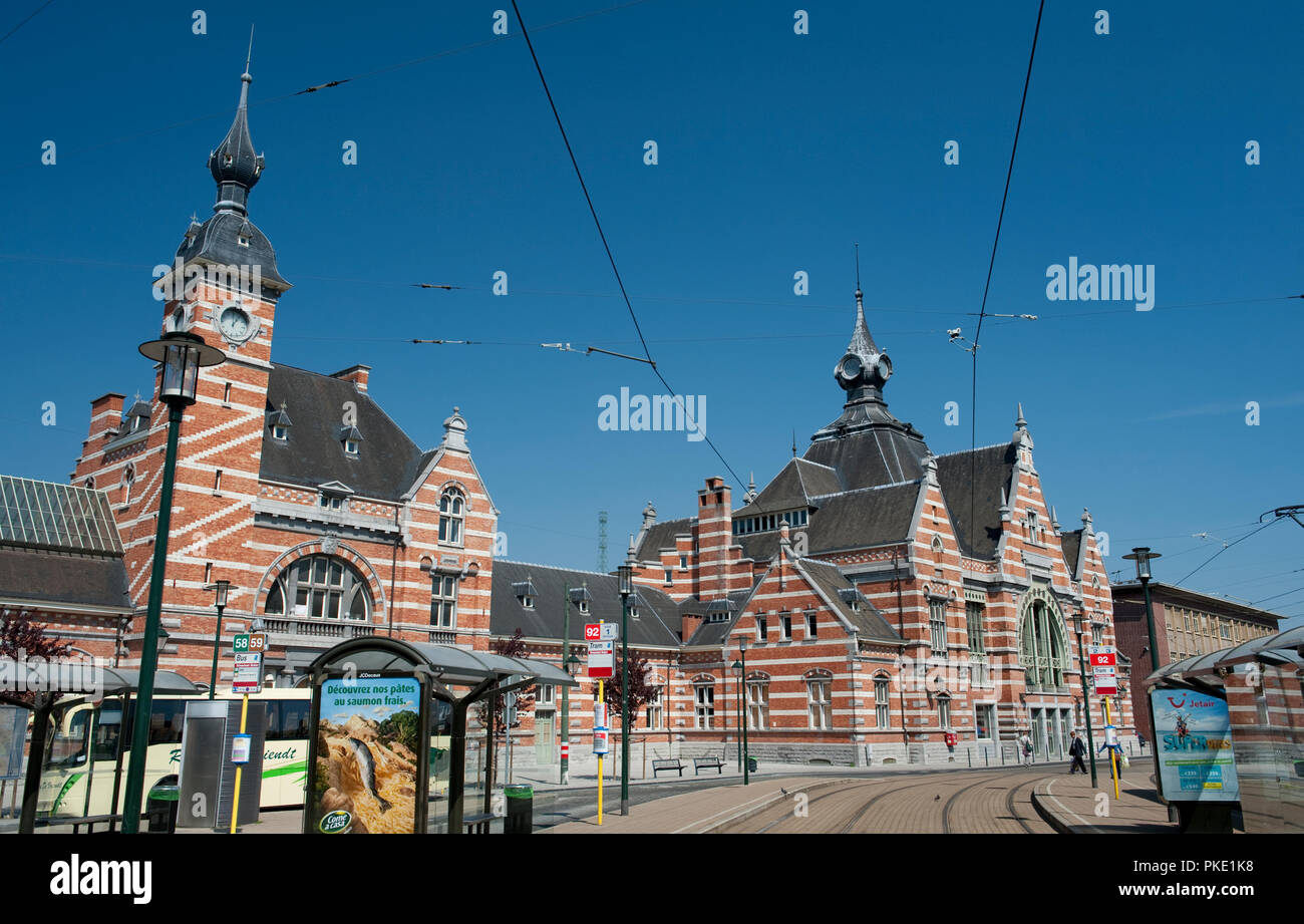 Schaerbeek station hi-res stock photography and images - Alamy