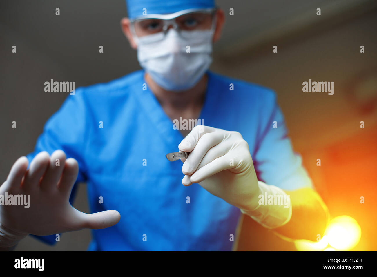 Surgeon Knife Stock Photos & Surgeon Knife Stock Images - Alamy