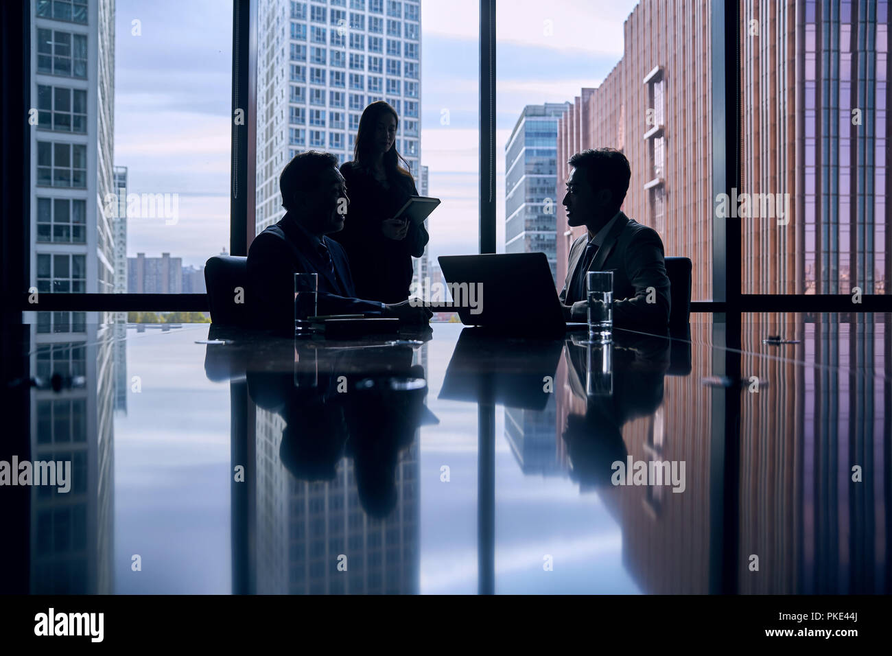 Business men and women in the conference room Stock Photo - Alamy