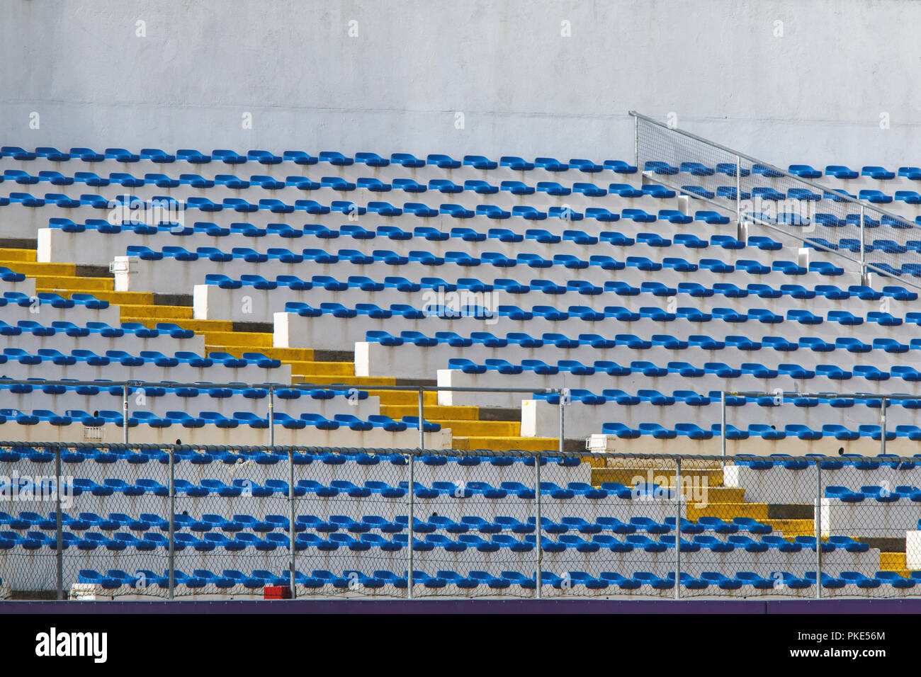 Empty stadium seats in stadium hi-res stock photography and images - Alamy