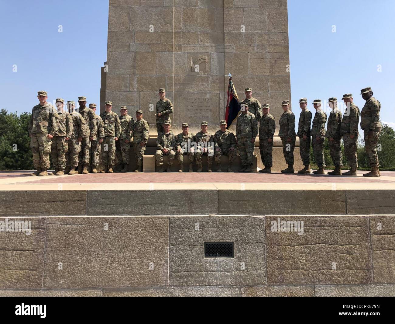 Soldiers from the New York Army National Guard, 42nd Infantry Division ...