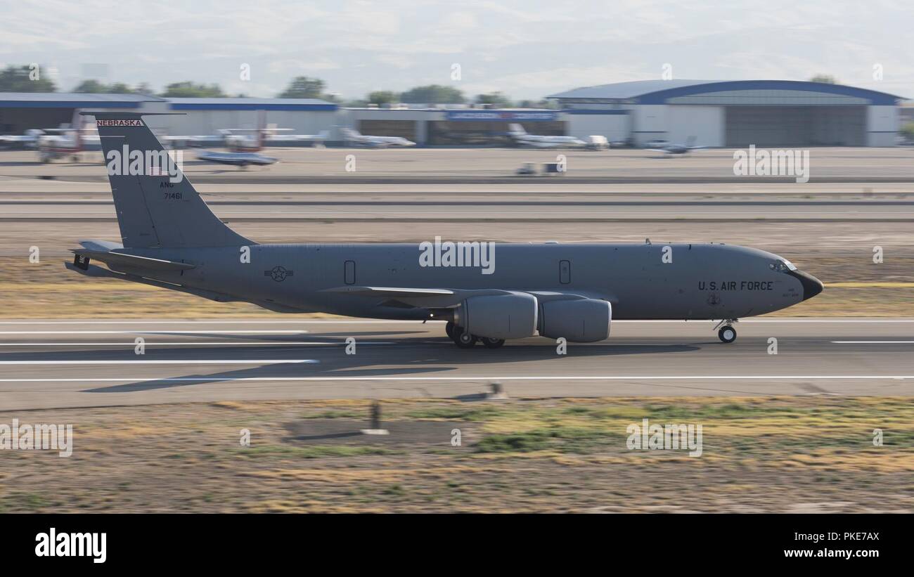 155th air refueling wing hi-res stock photography and images - Alamy
