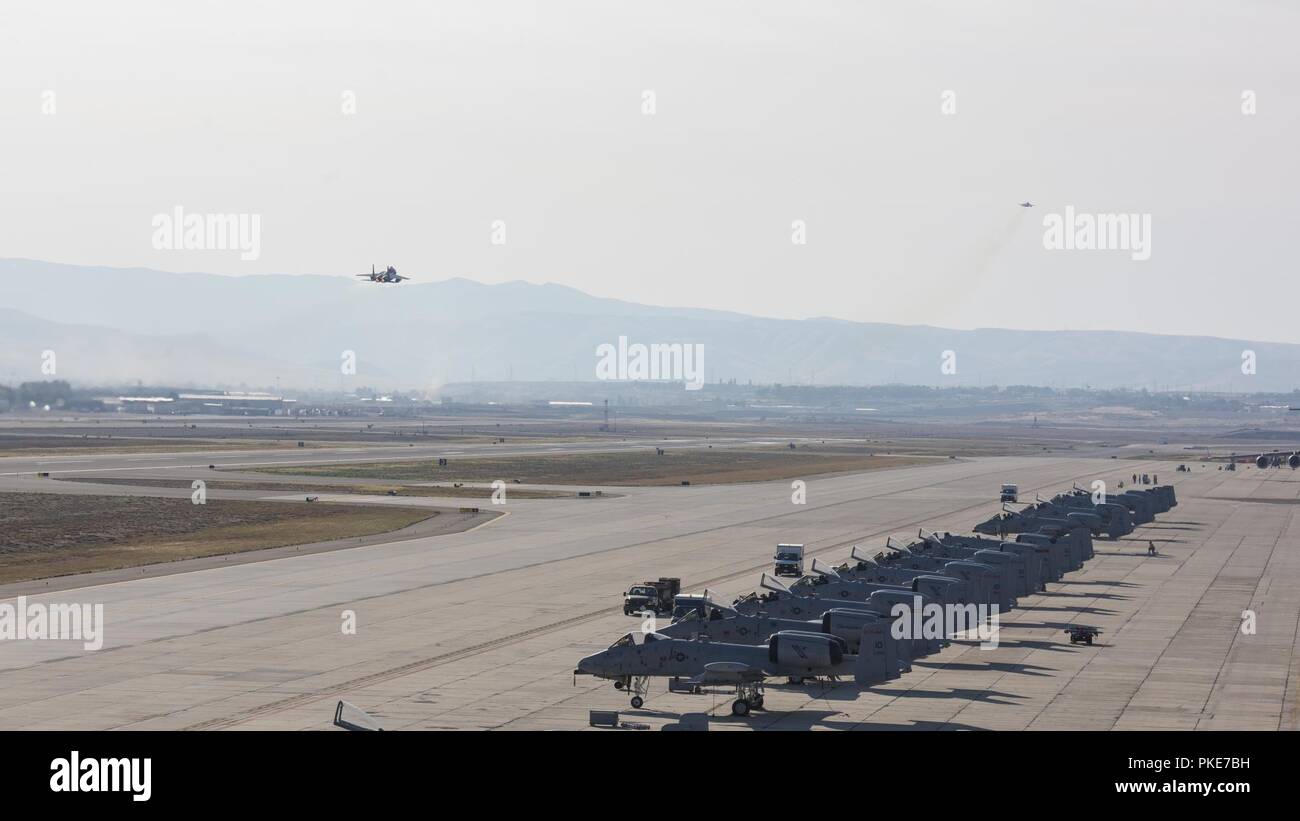 F-15Cs from the 122nd Fighter Squadron of the 159th Fighter Wing, Naval ...