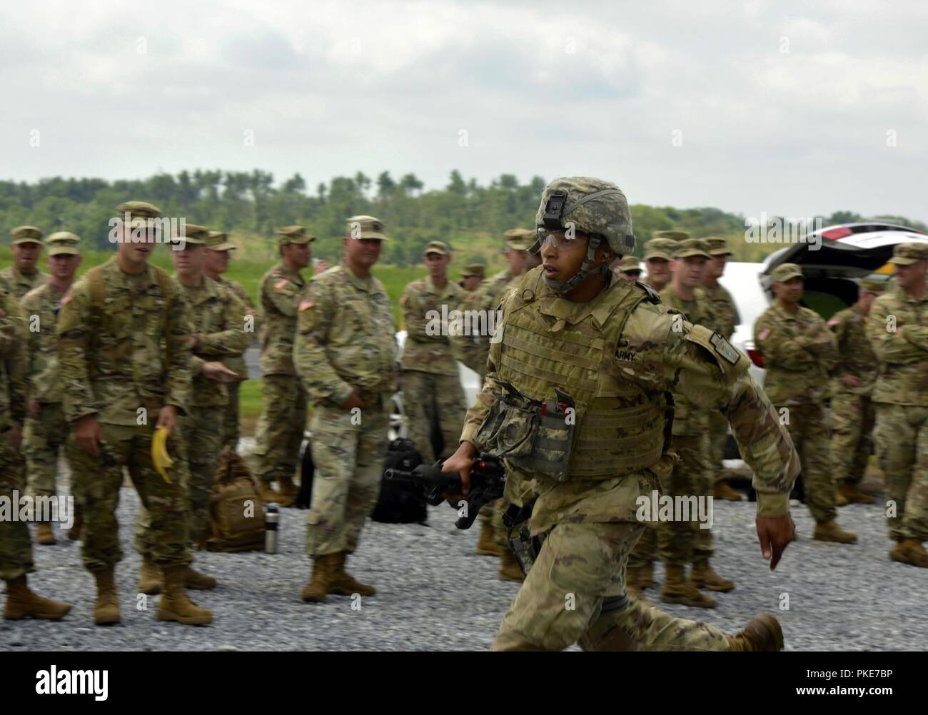 Army Sgt. Quentin Davis, a signals support system specialist with the ...