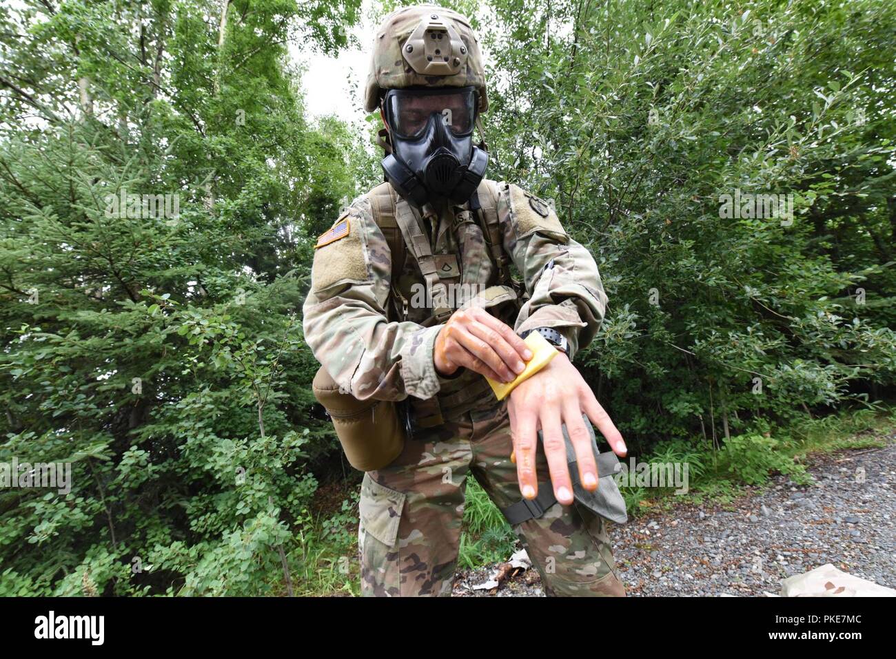 A U.S. Army medic from Charlie Company, 725th Brigade Support Battalion ...