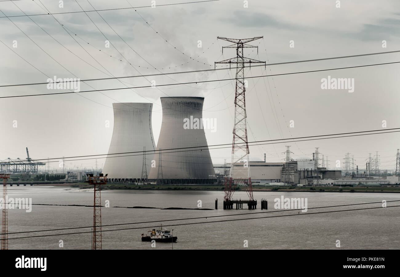 Kerncentrale hi-res stock photography and images - Alamy