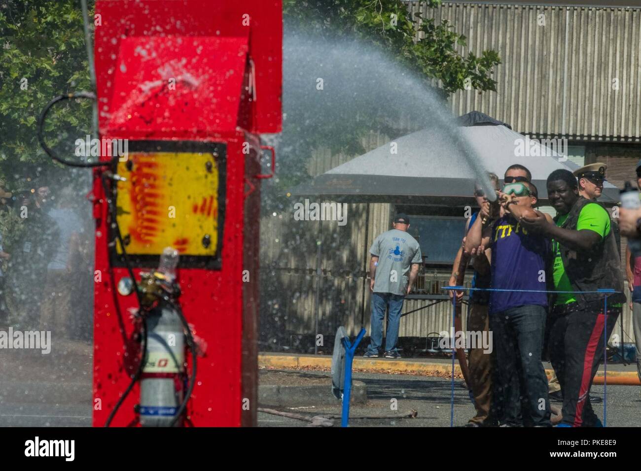 SILVERDALE, Wash. (July 27, 2018) Sailors assigned to Trident Training ...