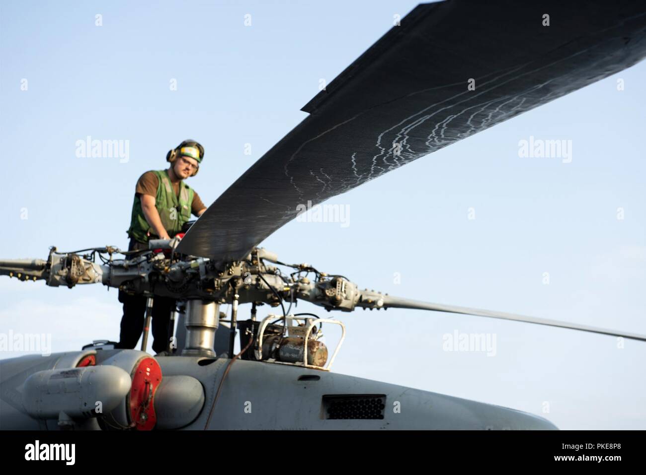 PACIFIC OCEAN (July 28, 2018) Aviation Structural Mechanic 3rd Class ...