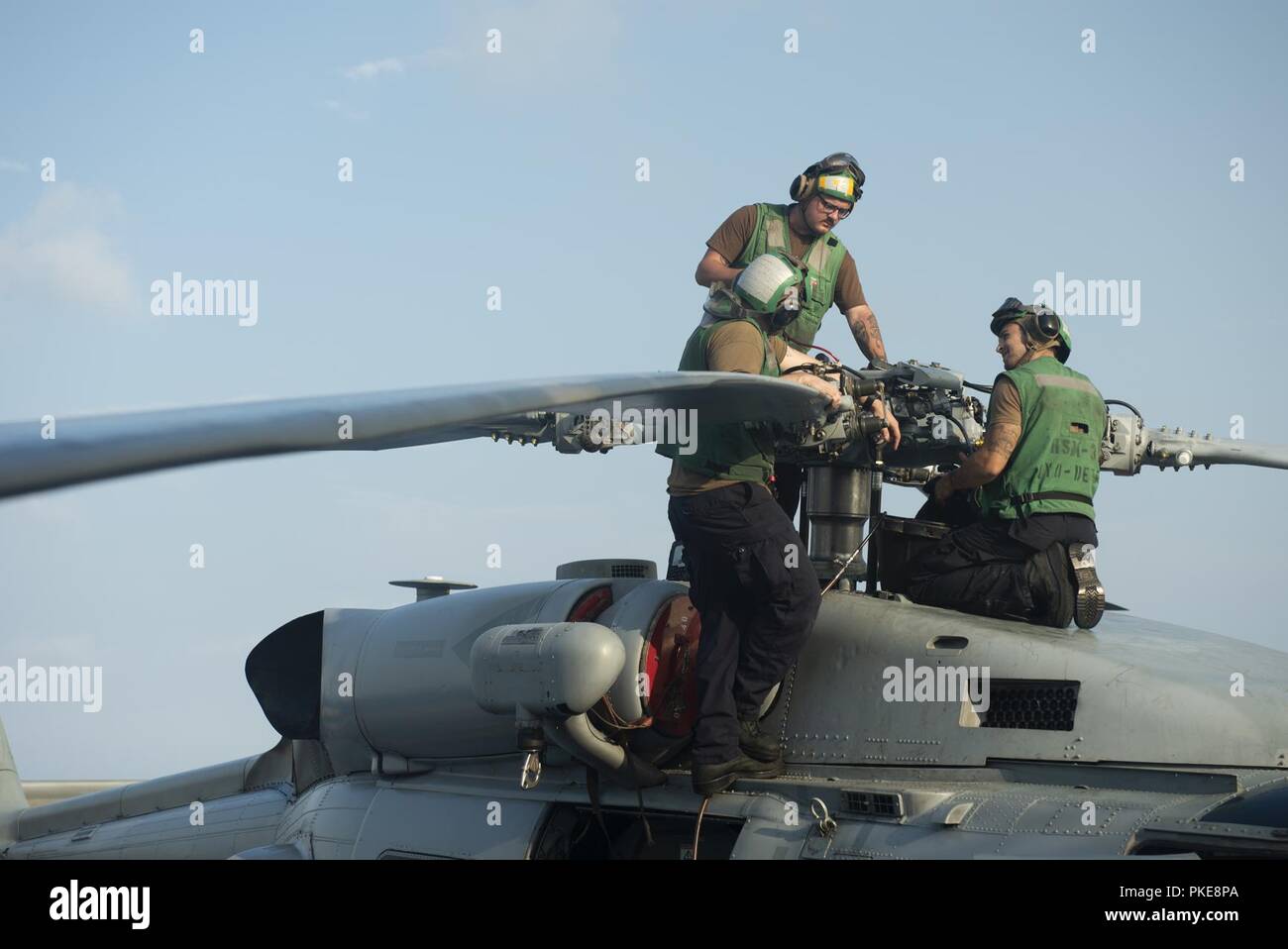 PACIFIC OCEAN (July 28, 2018) Aviation Structural Mechanic 3rd Class ...