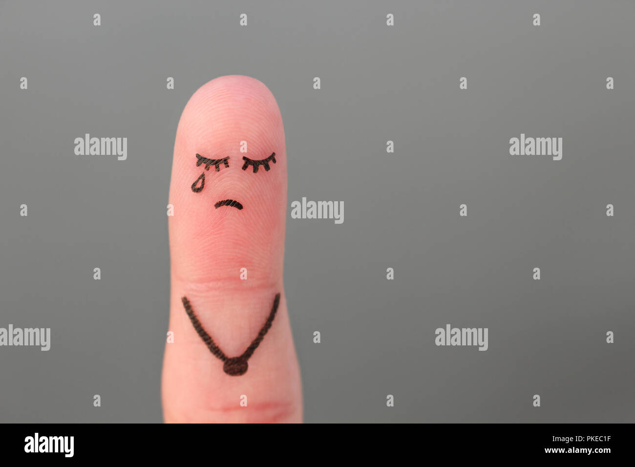 Upset girl crying teenager hi-res stock photography and images - Alamy