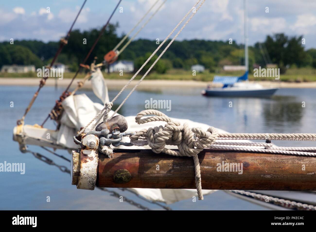 Chesapeake bay maryland skipjack hi-res stock photography and images ...