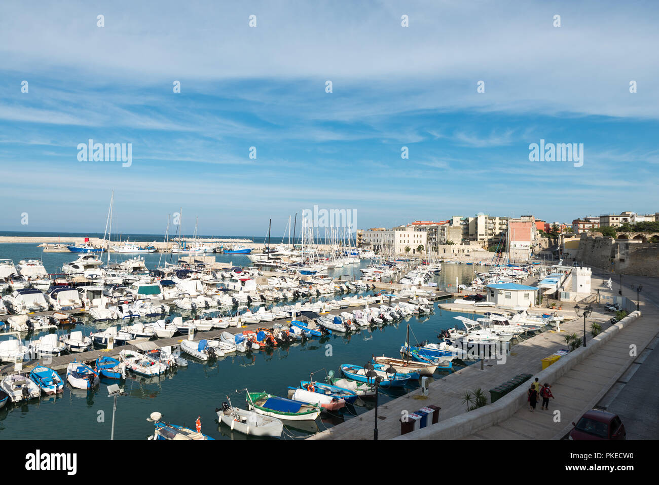 Boat harbor bari hi-res stock photography and images - Alamy