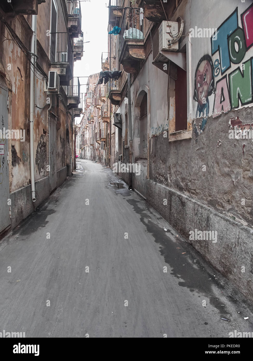 Catania traditional architecture hi-res stock photography and images ...
