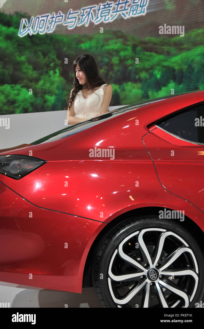 Car Show Models，Models on display during the 14th Chengdu，China Motor ...