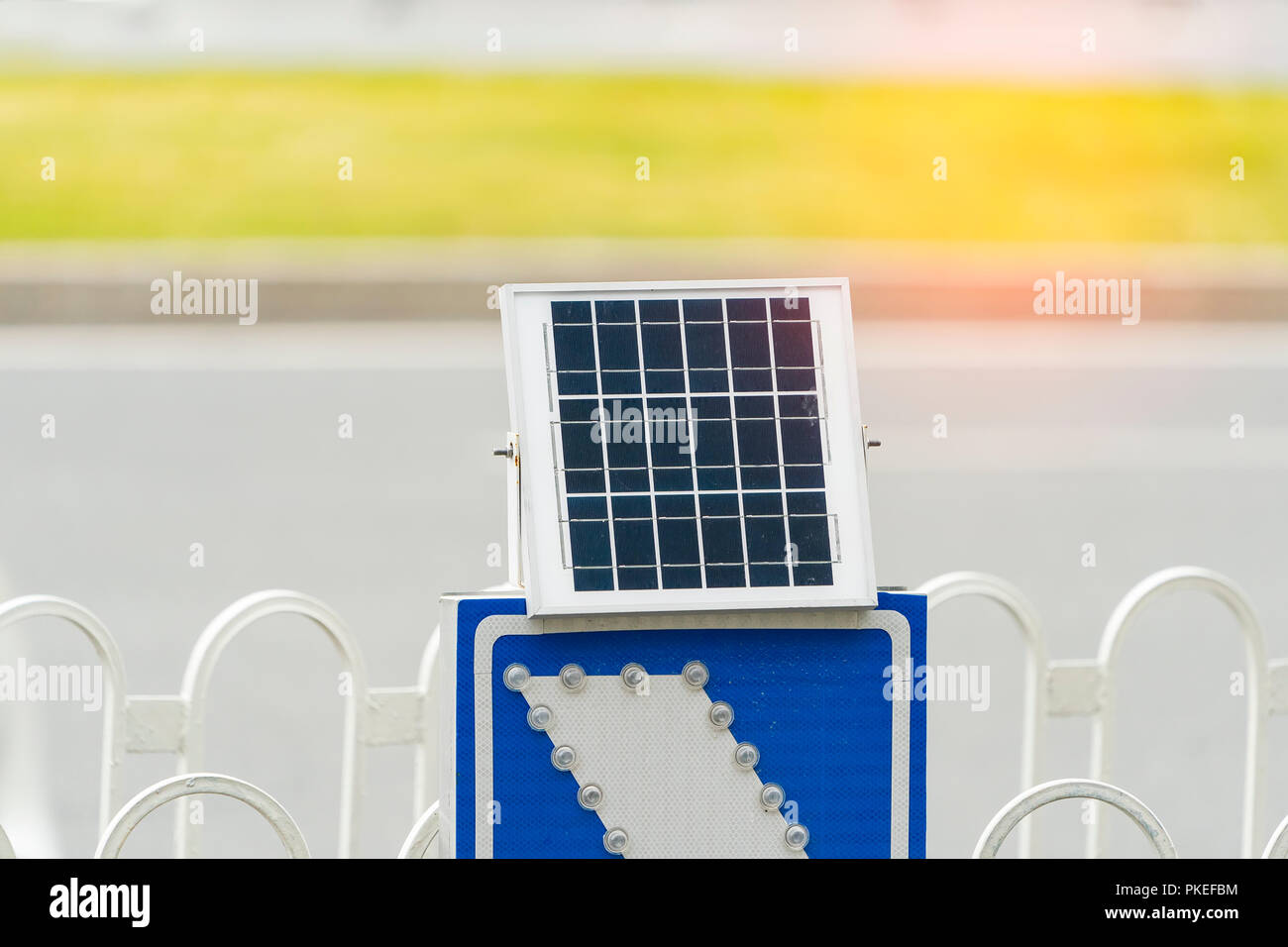 Solar powered traffic signal light hi-res stock photography and images ...
