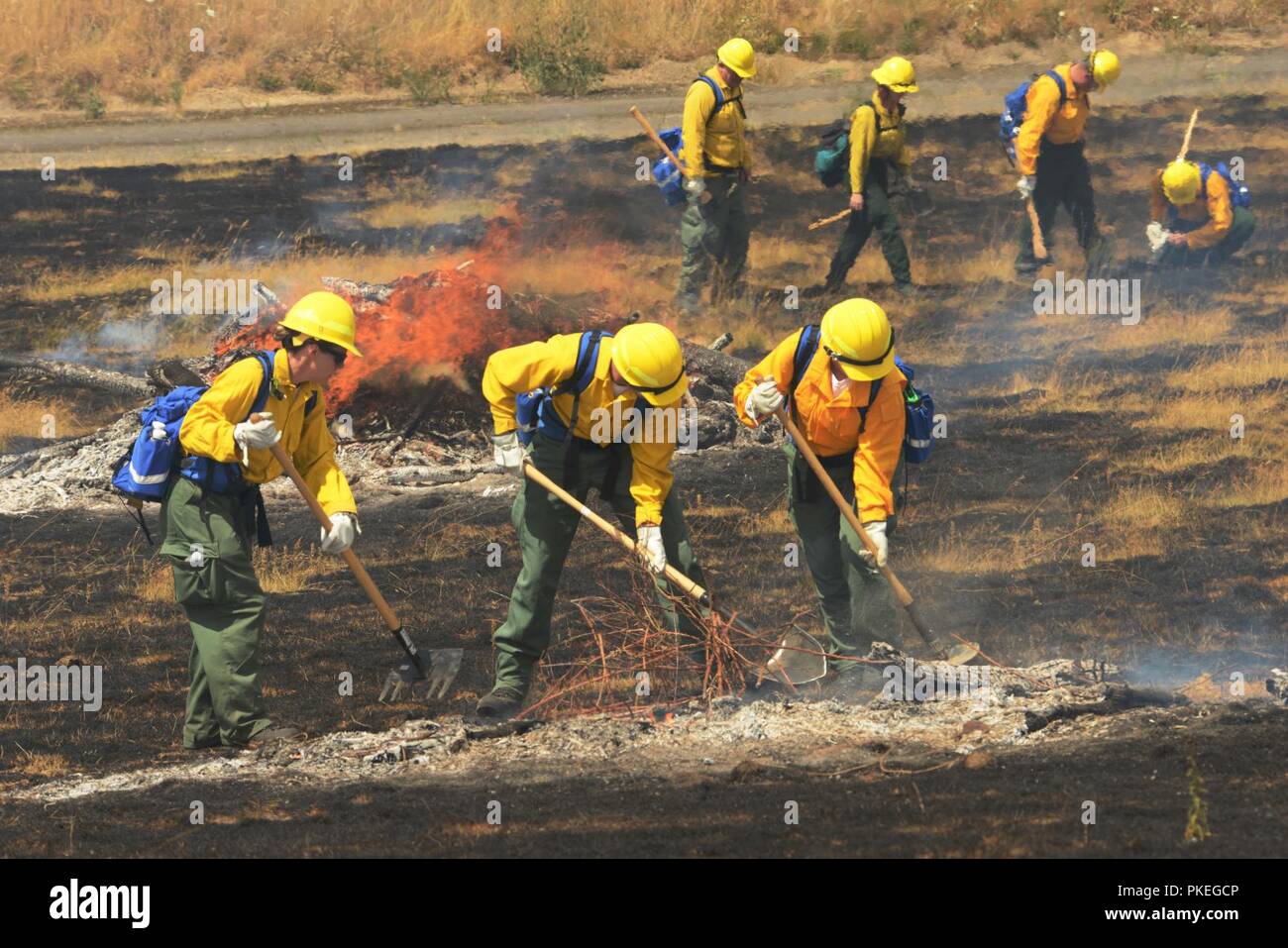 Oregon National Guard Soldiers and Airmen practice wildland ...