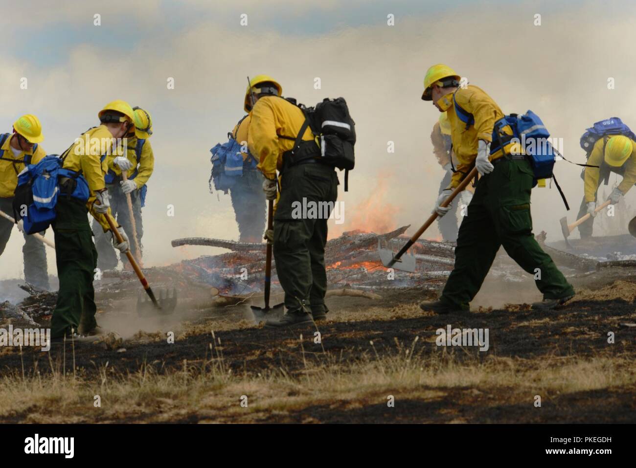 Oregon National Guard Soldiers and Airmen practice wildland ...