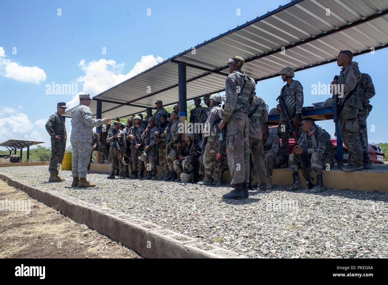 Colombian Lt. Col. Erick Del Rio and Sgt. Maj. Adam Sheinkin, Special ...