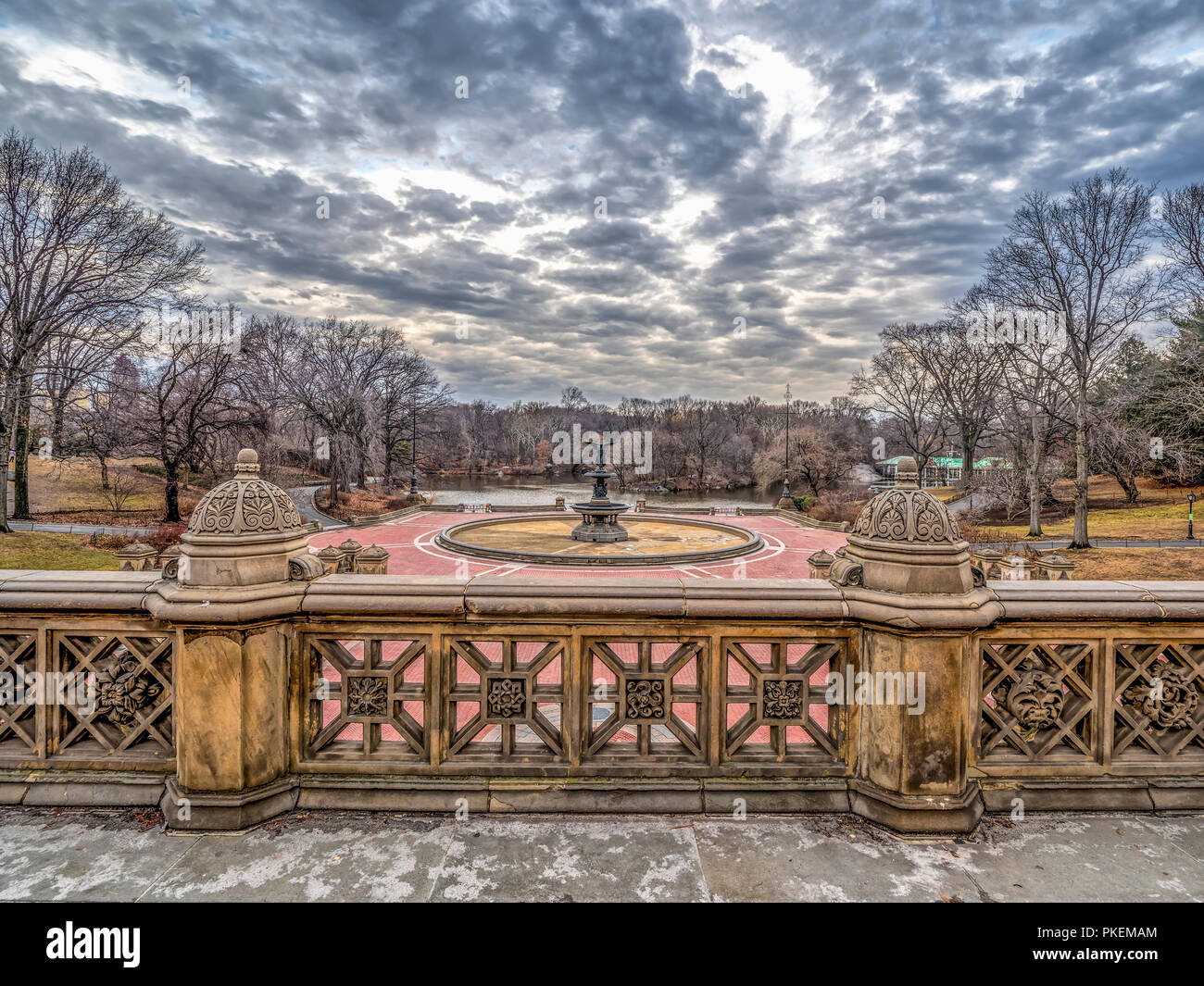 Bethesda Terrace and Fountain overlook The Lake in New York City's ...