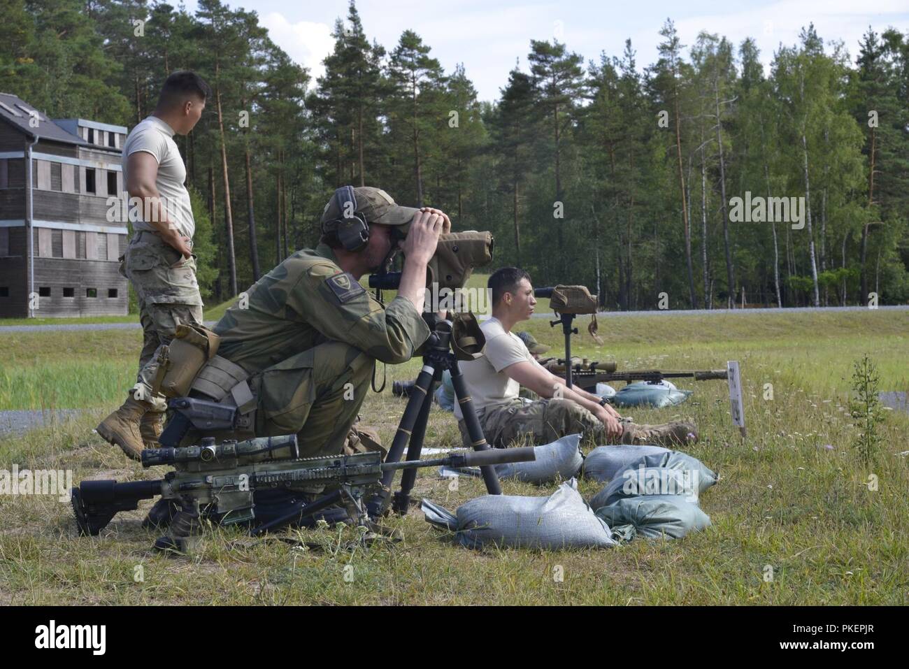 Norwegian soldiers identify targets during the precision marksmanship ...
