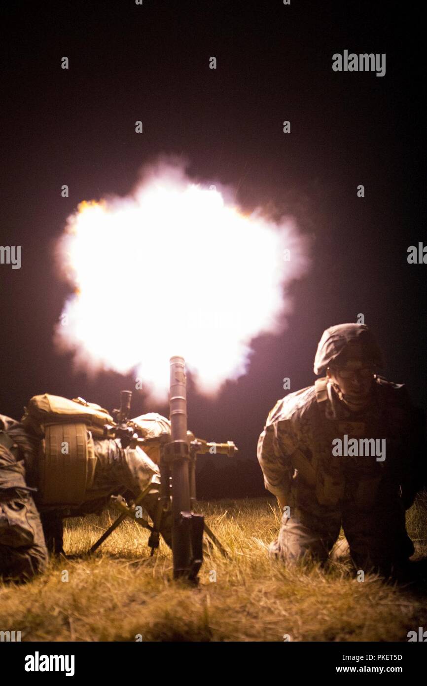 60mm mortar system hi-res stock photography and images - Alamy